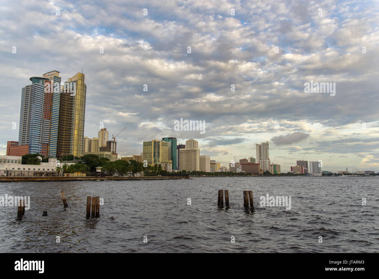 Sunset in Manila Bay, Philippines Stock Photo - Alamy