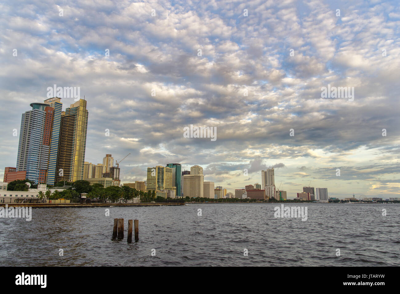 Sunset in Manila Bay, Philippines Stock Photo - Alamy