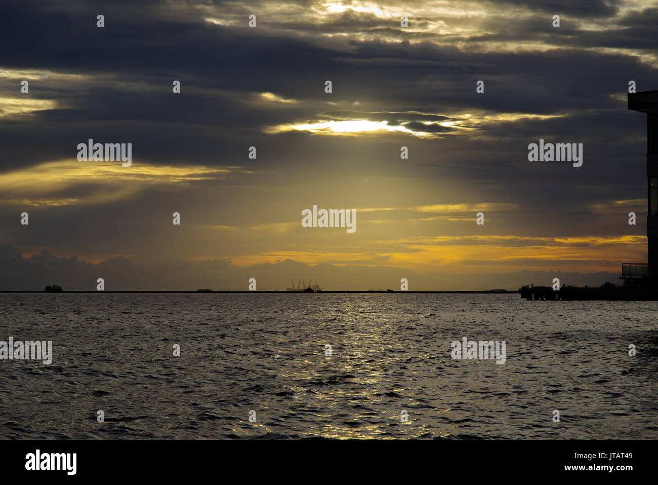 Sunset in Manila Bay, Philippines Stock Photo - Alamy