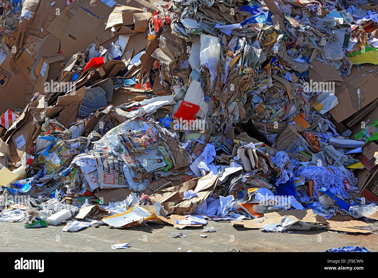 stock of waste paper to the recycling in a recycling company, Lager von ...