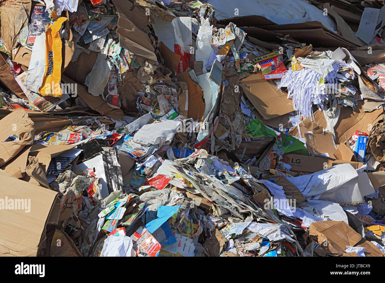 stock of waste paper to the recycling in a recycling company, Lager von ...