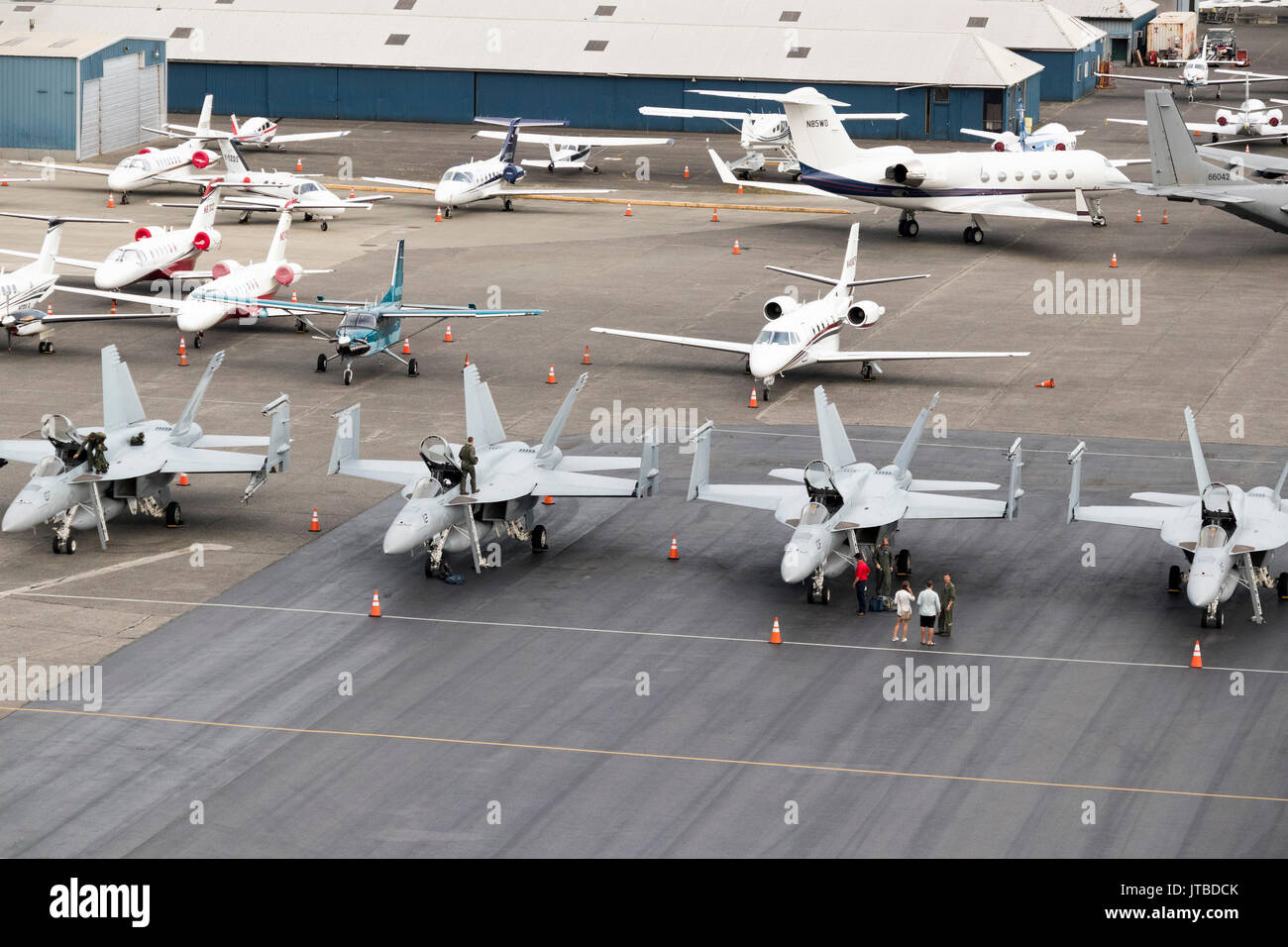 Boeing F/A-18E/F Super Hornets of the US Navy Strike Fighter Squadron ...