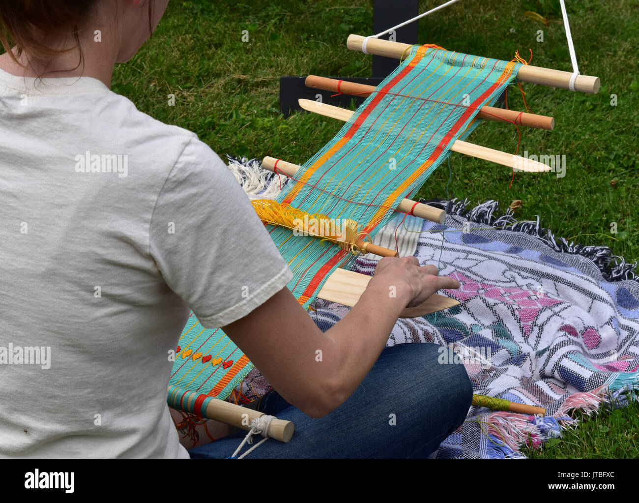 Woman working at the loom hi-res stock photography and images - Alamy