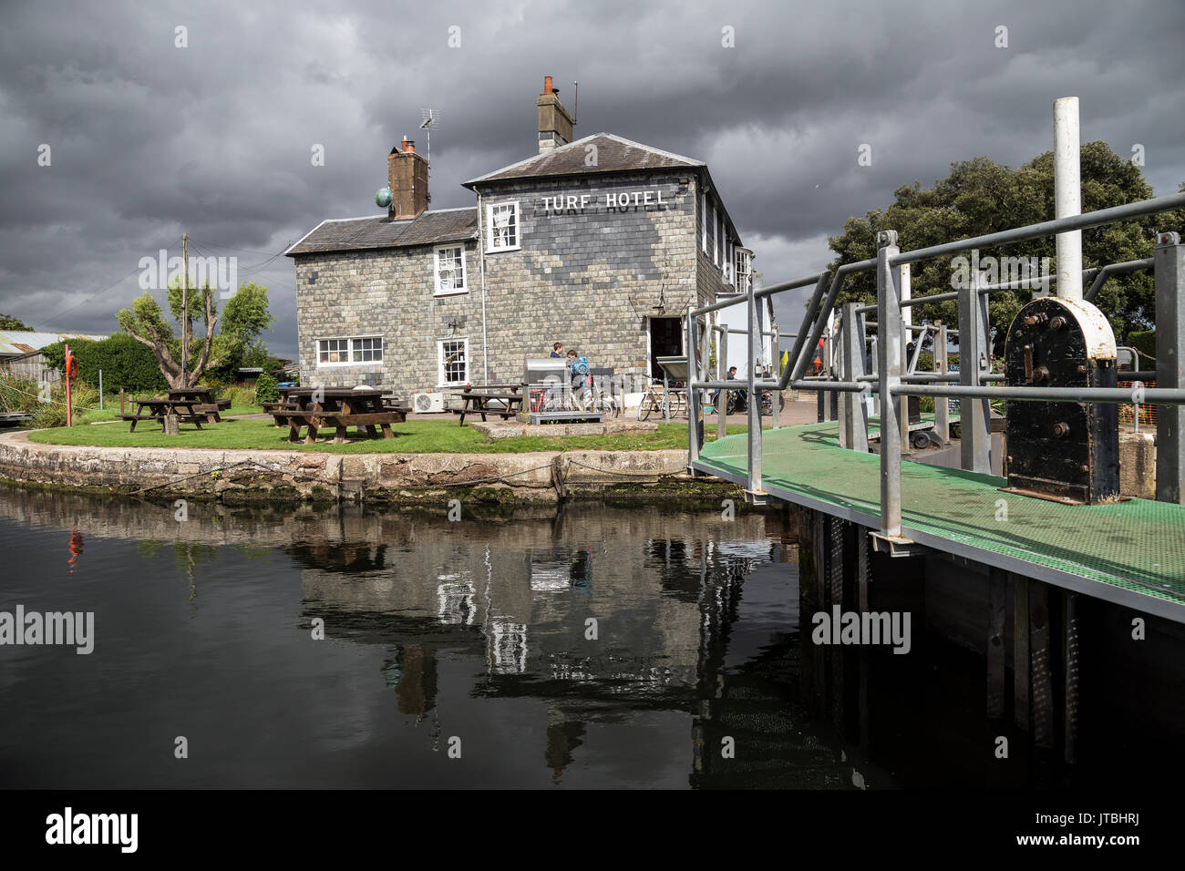 Exeter ship canal hi-res stock photography and images - Alamy