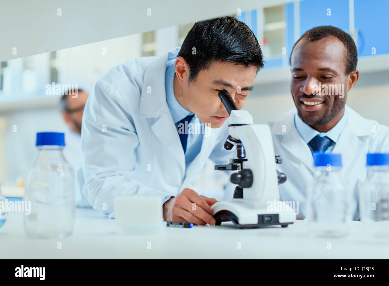 Both laboratory technicians hi-res stock photography and images - Alamy