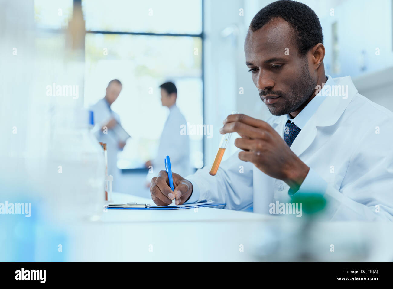 African american researcher hi-res stock photography and images - Alamy