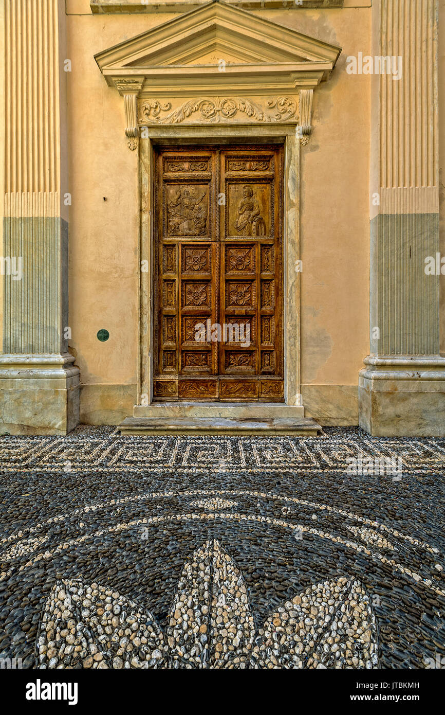 Costa di levante hi-res stock photography and images - Alamy
