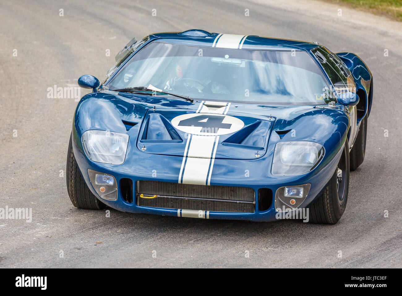 Ford gt40 le mans 1966 hi-res stock photography and images - Alamy
