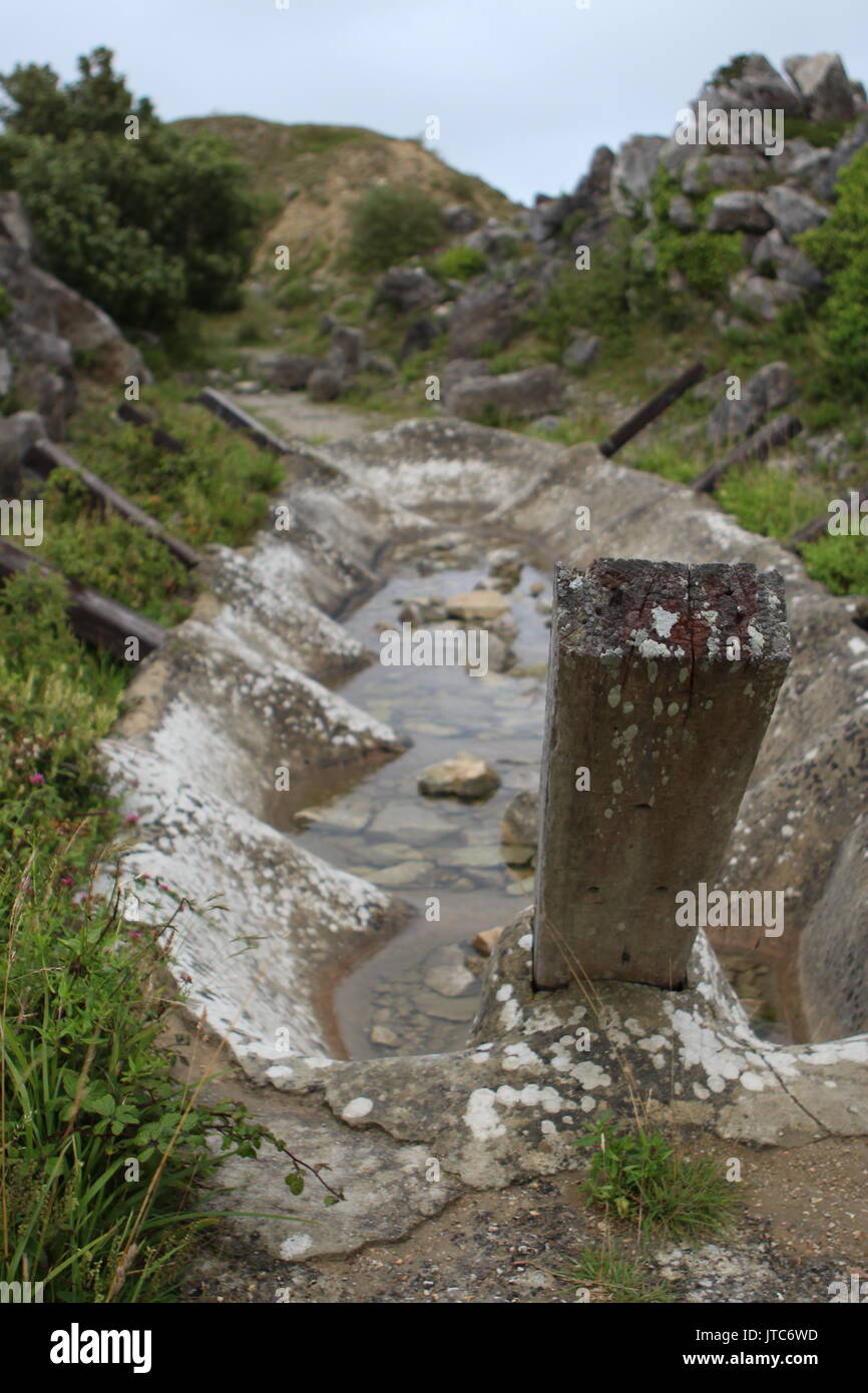 Sculptures at Portland Quarry, home to Portland limestone Stock Photo ...