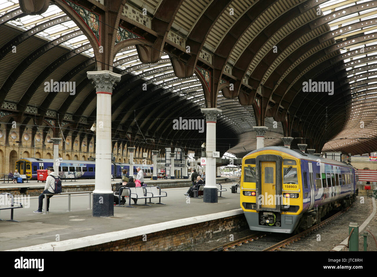 Northern rail class 158 diesel hi-res stock photography and images - Alamy