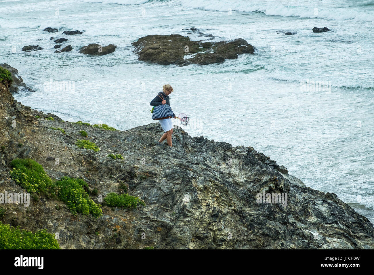 Slippery rocks hi-res stock photography and images - Alamy