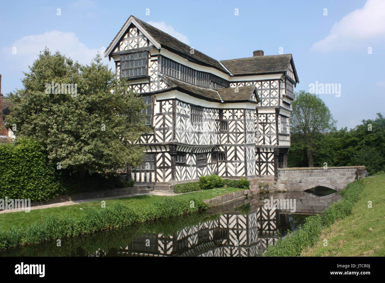 Great moreton hall hi-res stock photography and images - Alamy