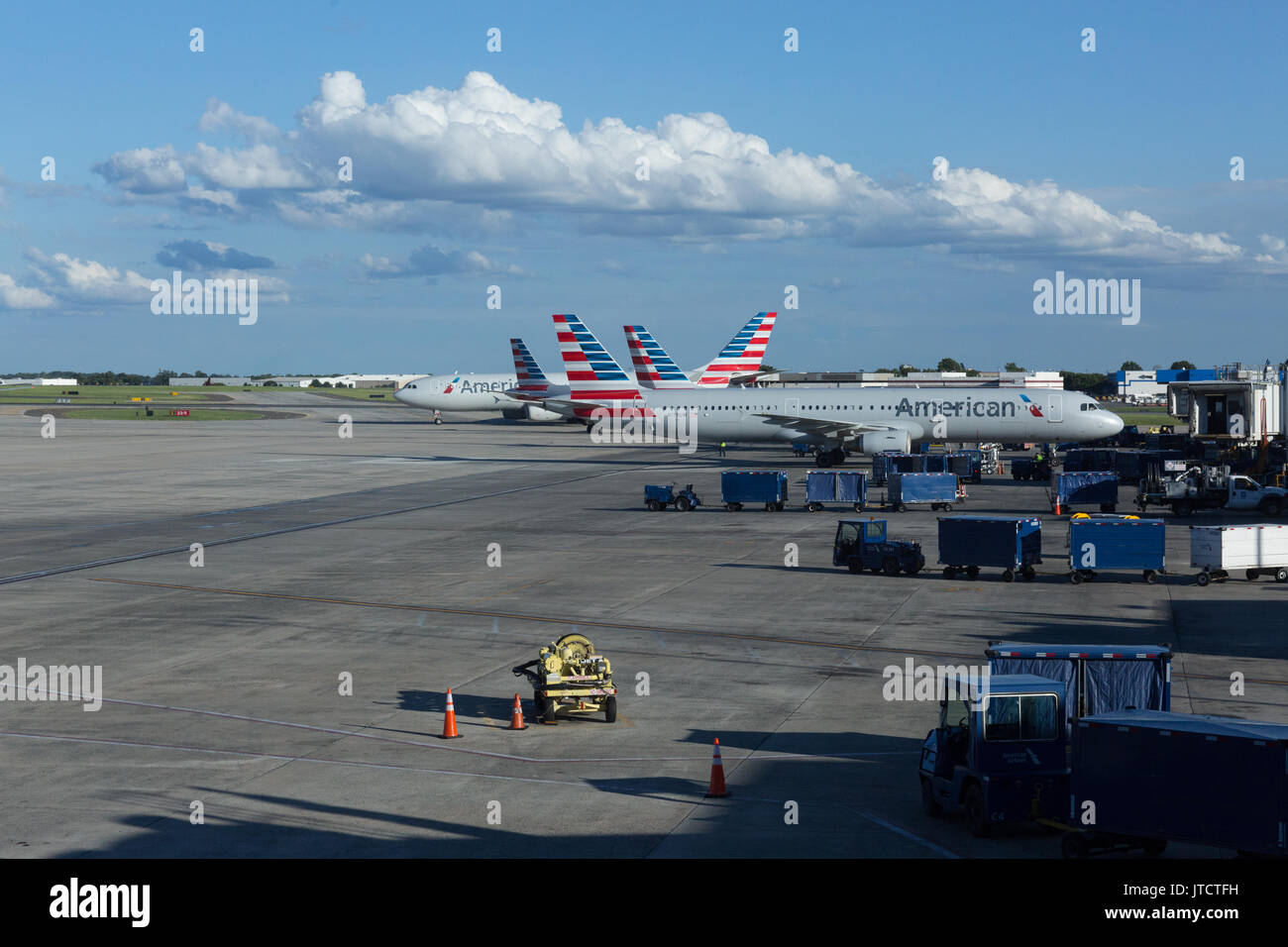 American Airlines and American Eagle jet airplanes at Charlotte Douglas ...