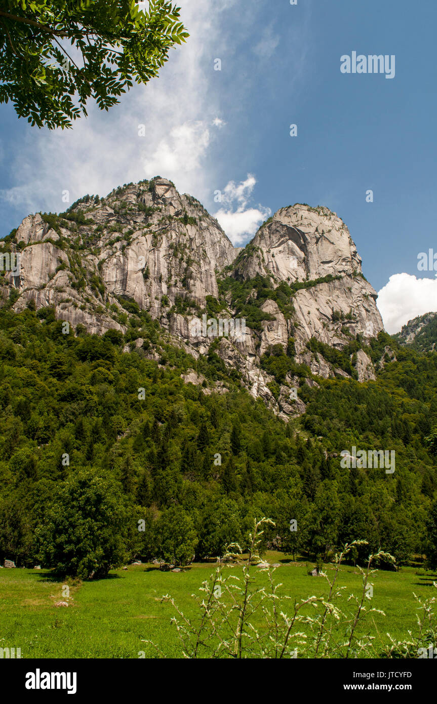 View of the Mello Valley, Val di Mello, a green valley surrounded by ...