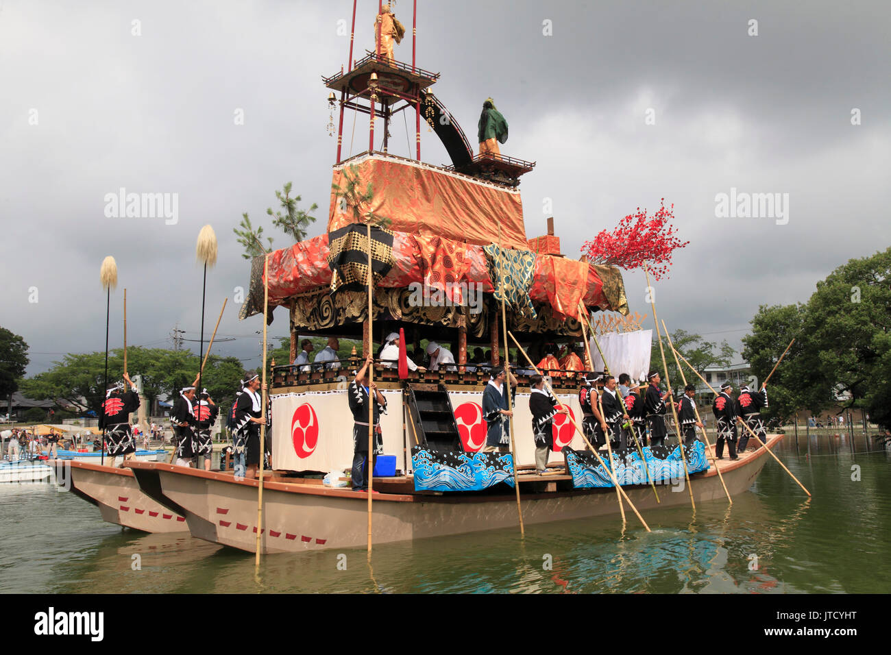 Japan, Tsushima, Owari Tenno Matsuri, festival, boat, people Stock ...