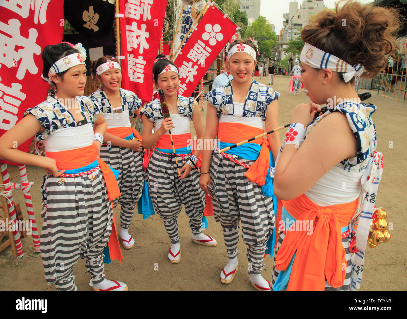 Japan, Osaka, Tenjin Matsuri, festival, people, girls Stock Photo - Alamy