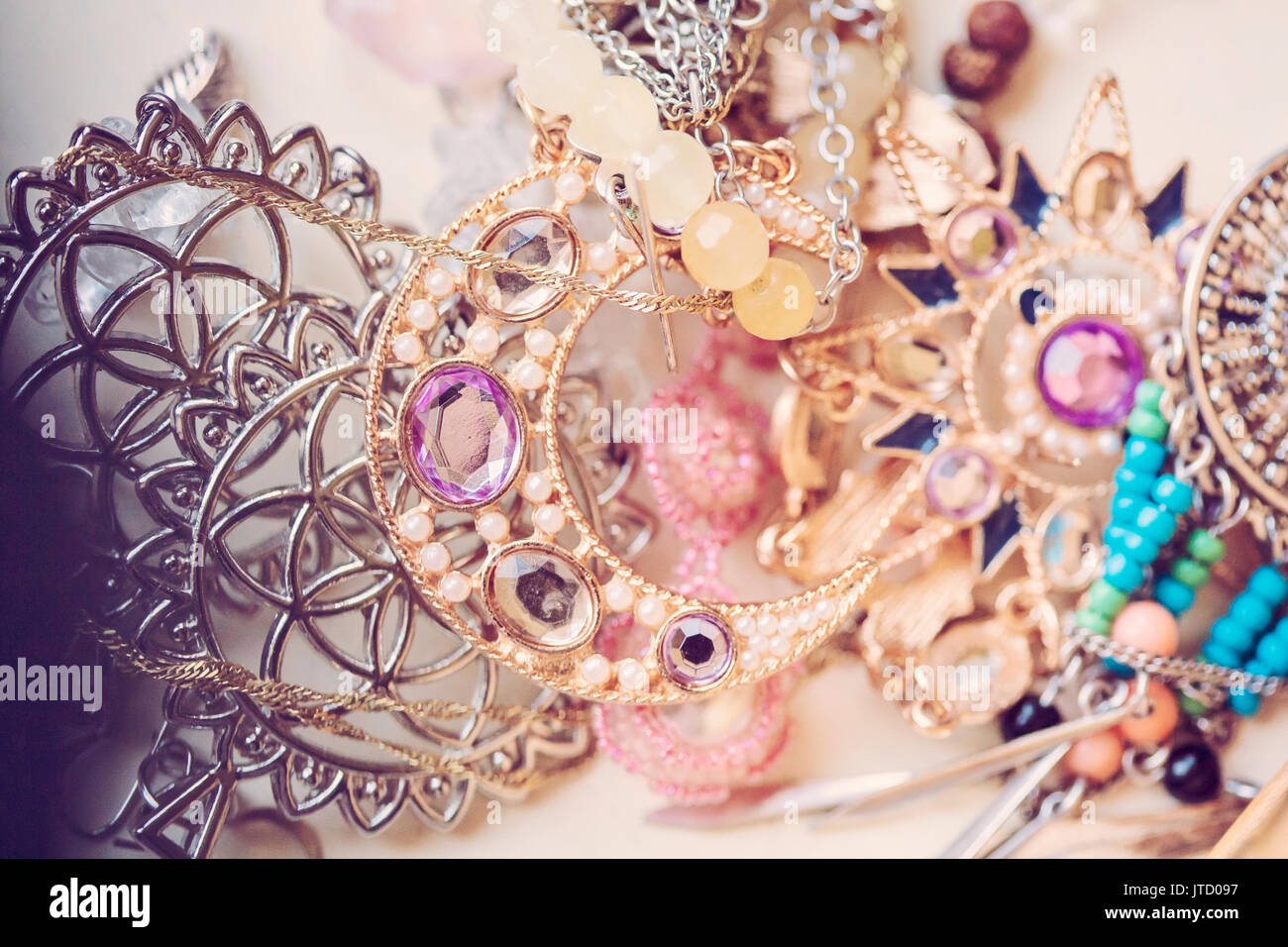 Lovely female shapes hi-res stock photography and images - Alamy