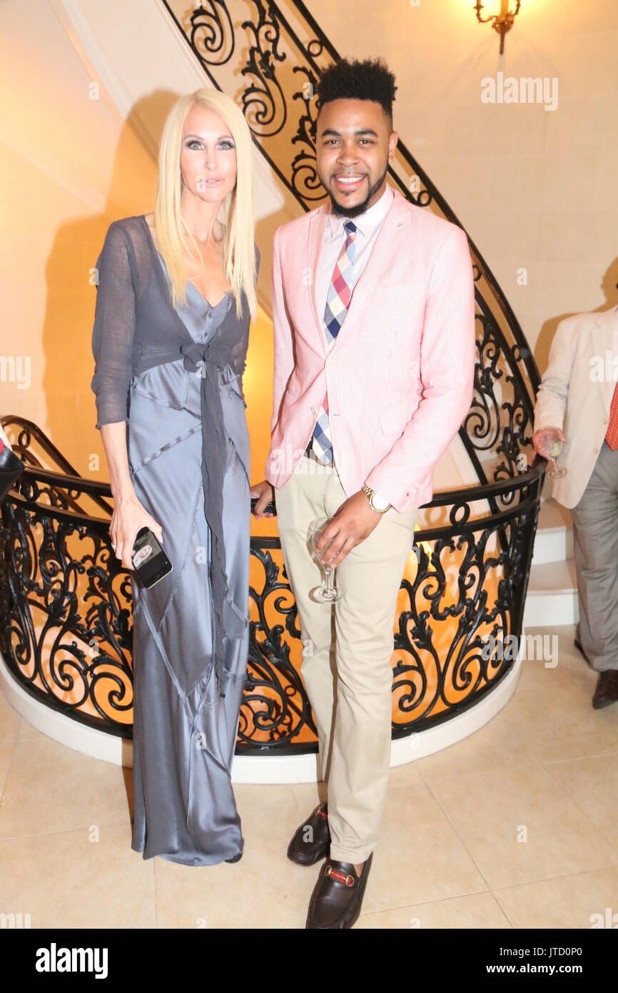 Don and Katrina Peebles host a cocktail party for NYC Mission Society ...