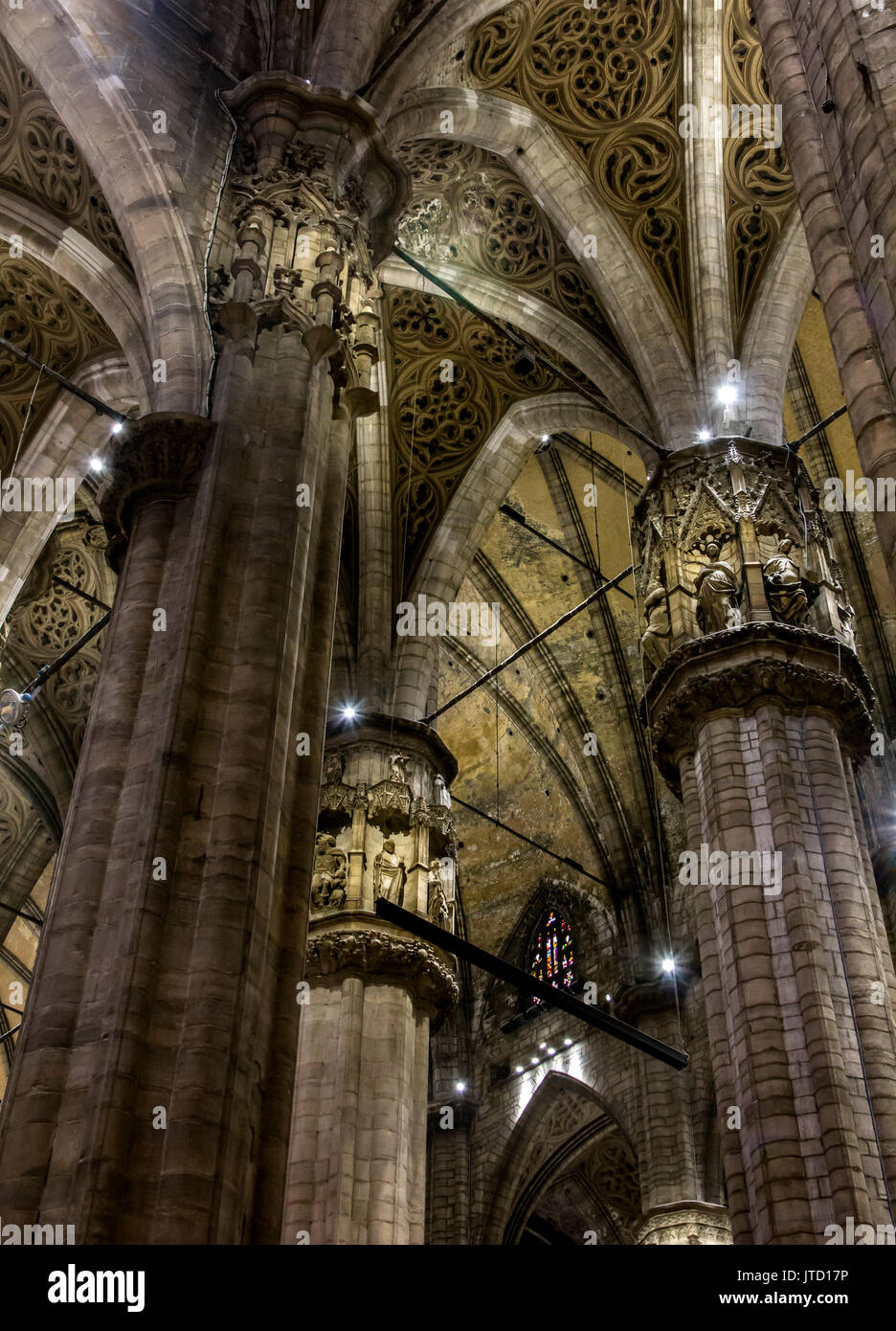 Duomo milano inside hi-res stock photography and images - Alamy