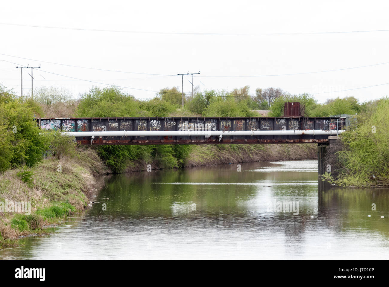 Walkway platform structure hi-res stock photography and images - Alamy