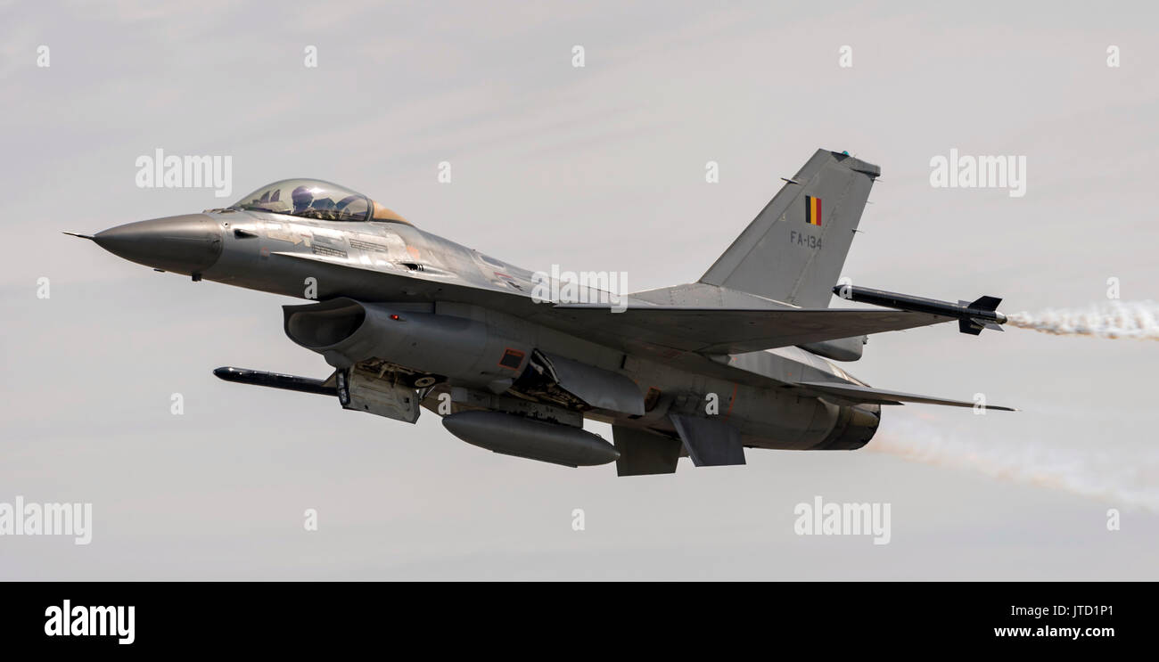 Belgian f 16 display team hi-res stock photography and images - Alamy