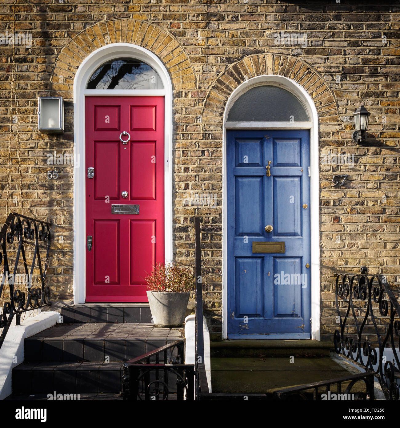 Victorian stained glass front door hi-res stock photography and images ...