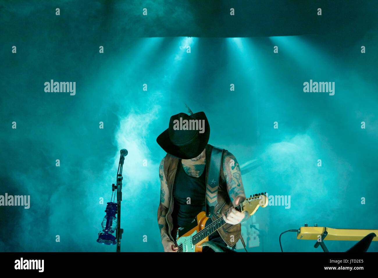 People, filming, program, studio, stage band singer Stock Photo - Alamy