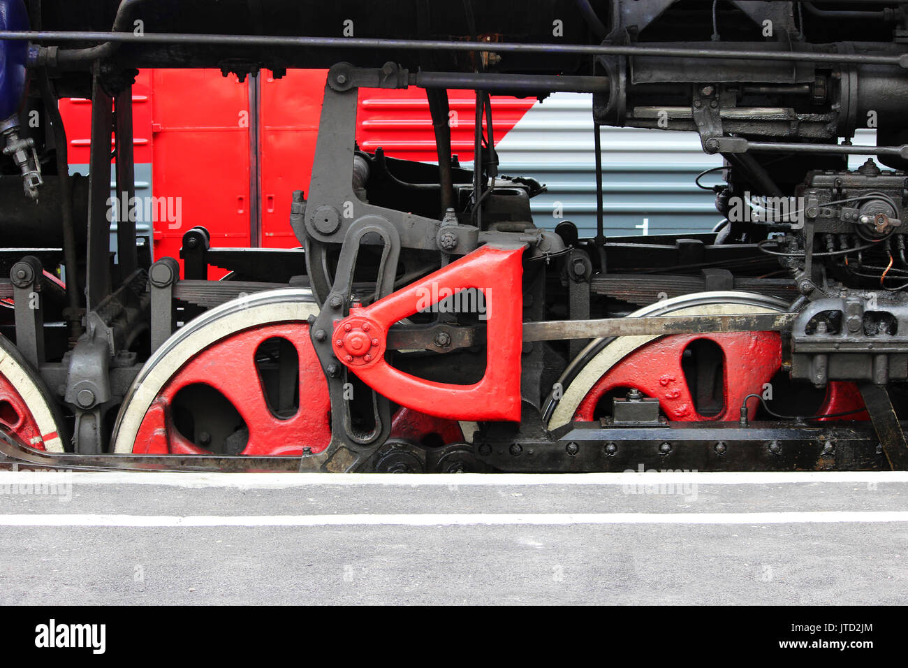 Rail Track Stand at Tara Padgett blog