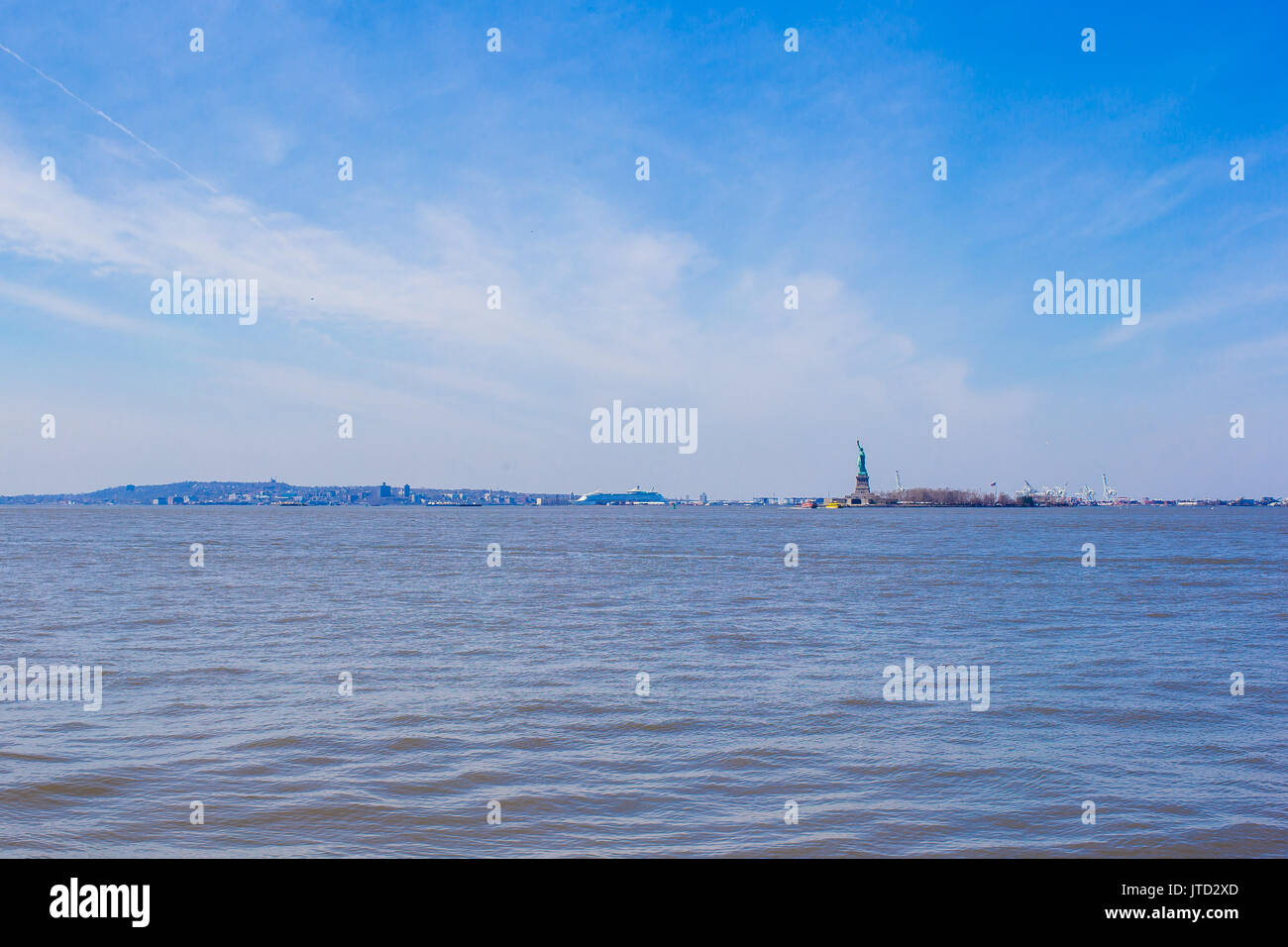 View of the statue of liberty from Battery Park Stock Photo - Alamy