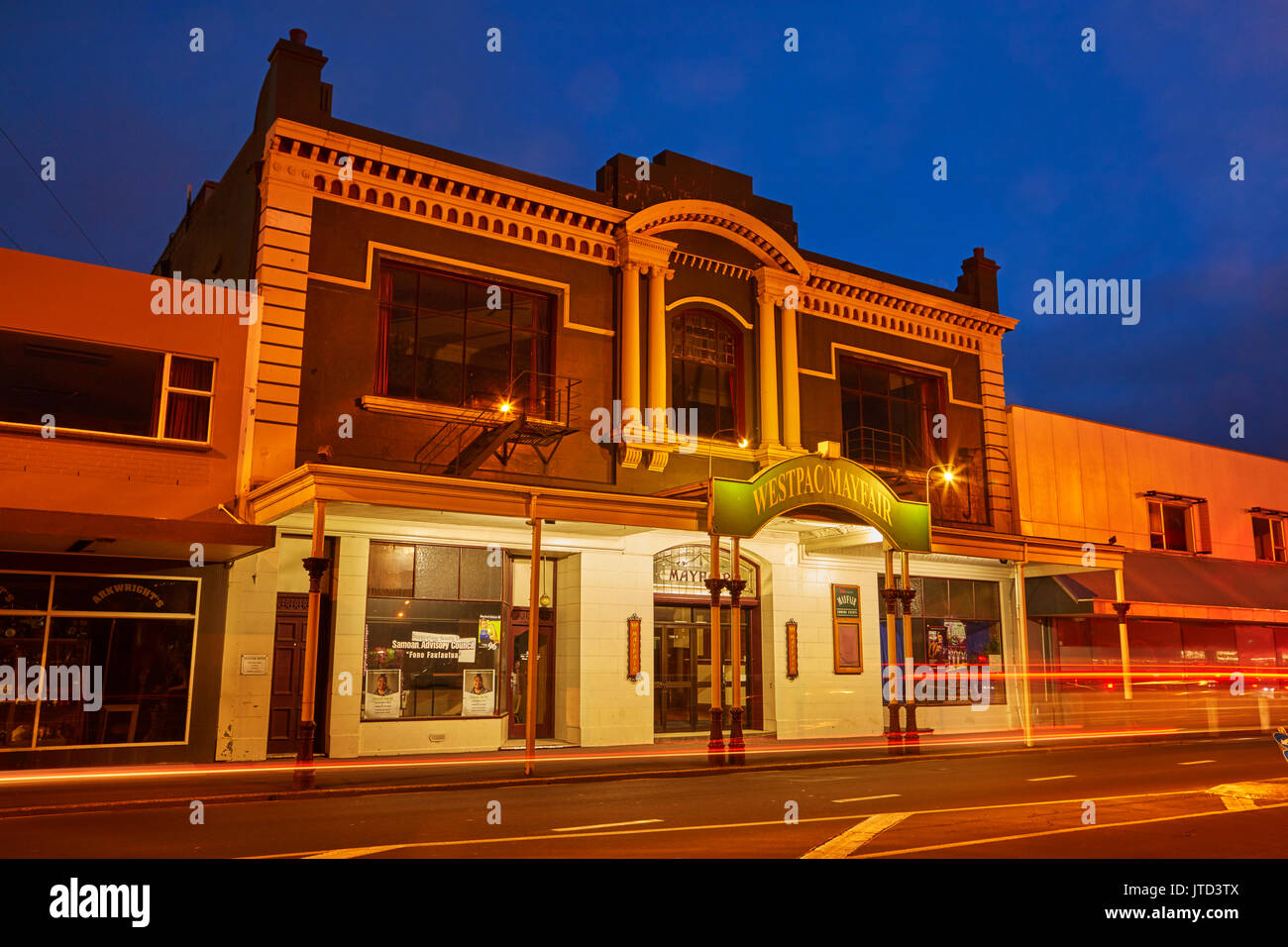 Mayfair by night hi-res stock photography and images - Alamy