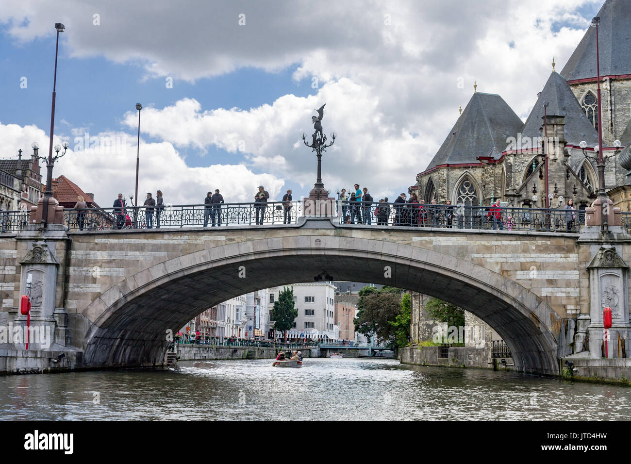 Medieval Bridge Over Canal Belgium Stock Photos & Medieval Bridge Over ...