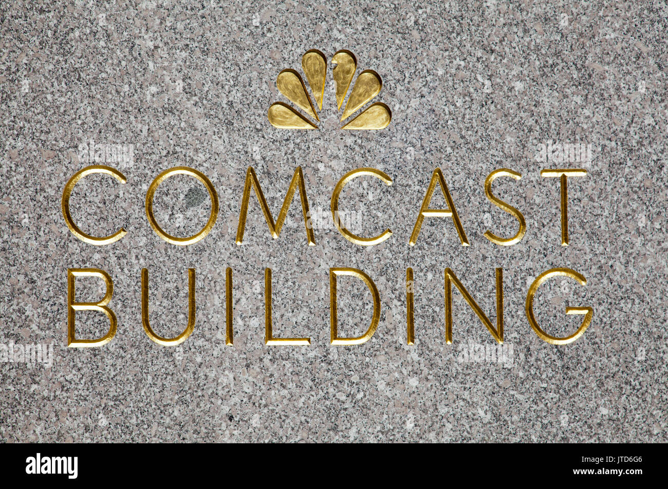 Comcast Building Sign- New York - USA Stock Photo - Alamy