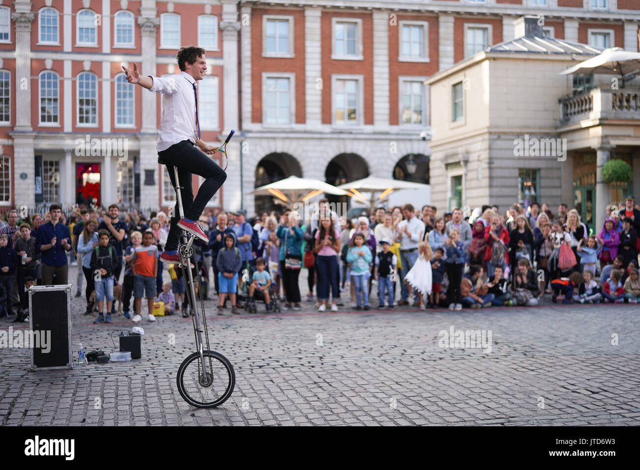 Unicyclist covent garden hi-res stock photography and images - Alamy