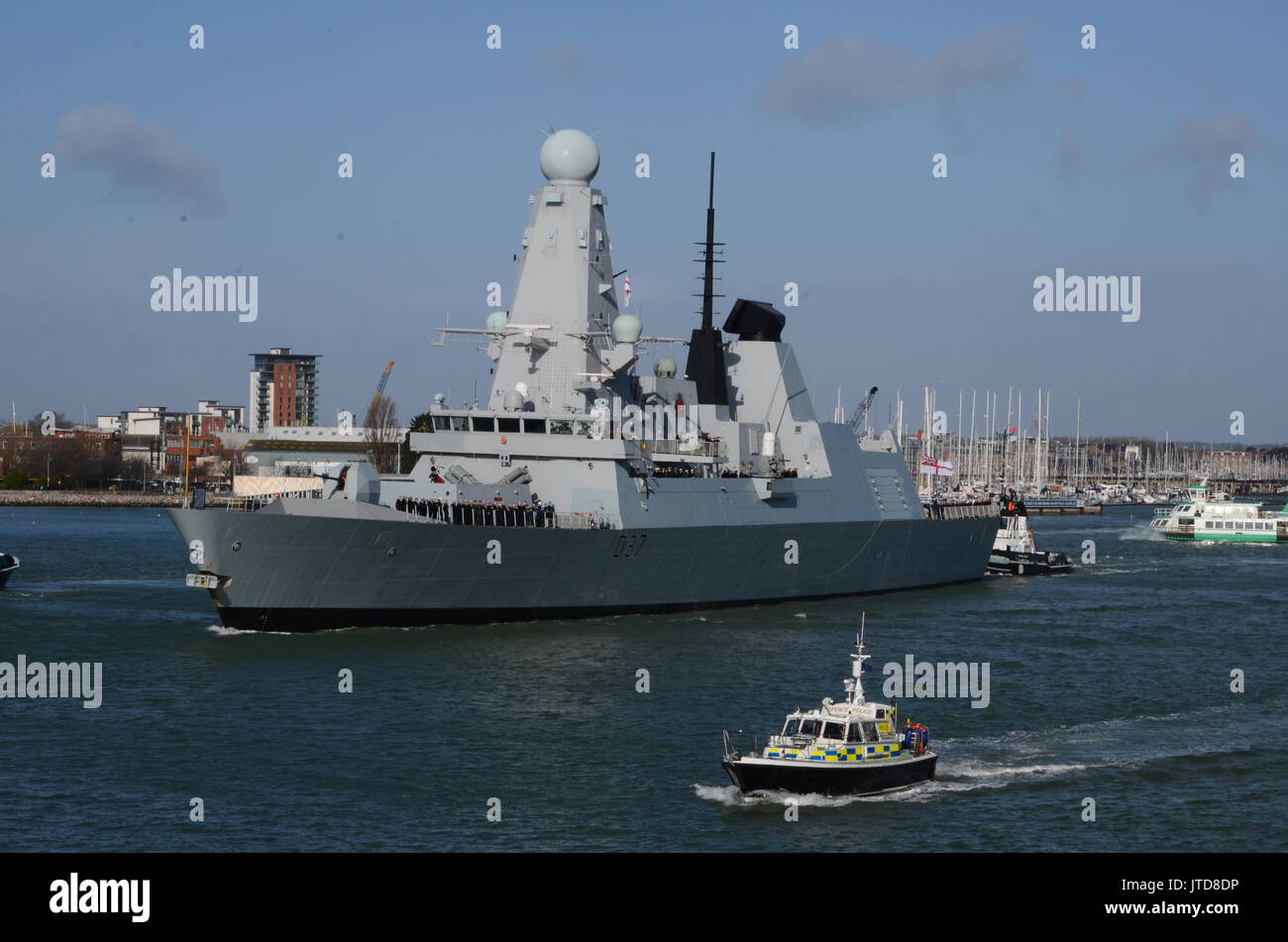Type 45 destroyers hms dragon hi-res stock photography and images - Alamy
