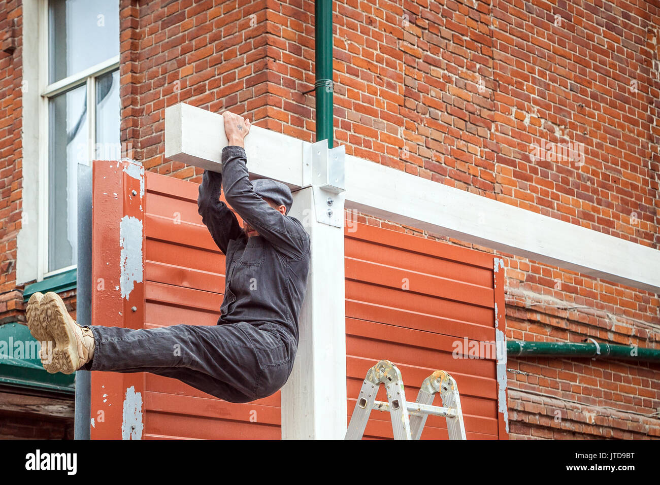 Retro fit construction hi-res stock photography and images - Alamy