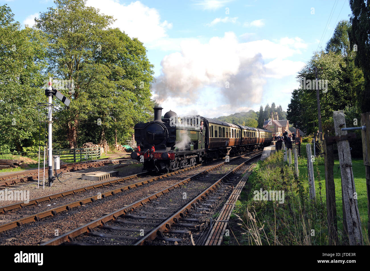 Severn valley railway station arley hi-res stock photography and images ...