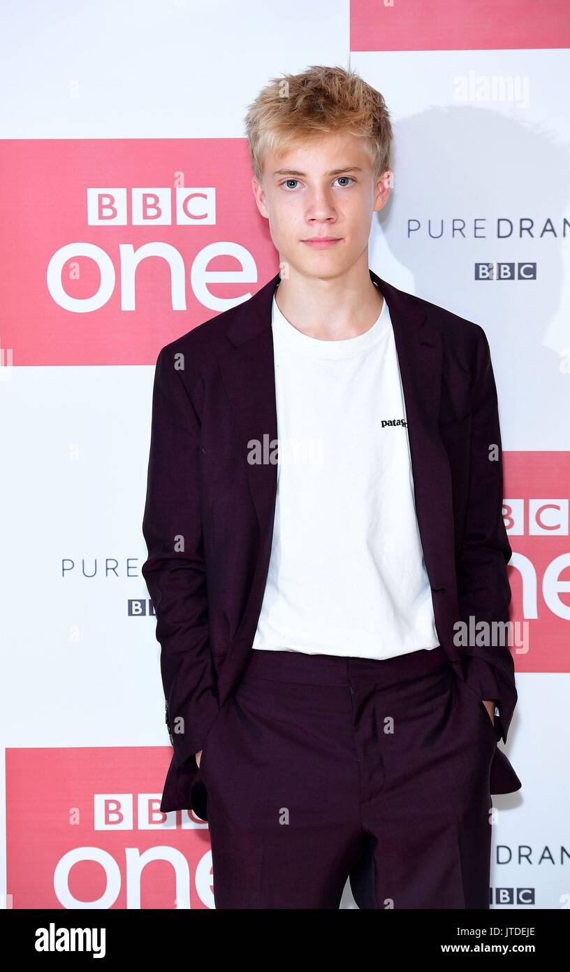 Tom Taylor arrives for the Doctor Foster Series Two photocall at the ...