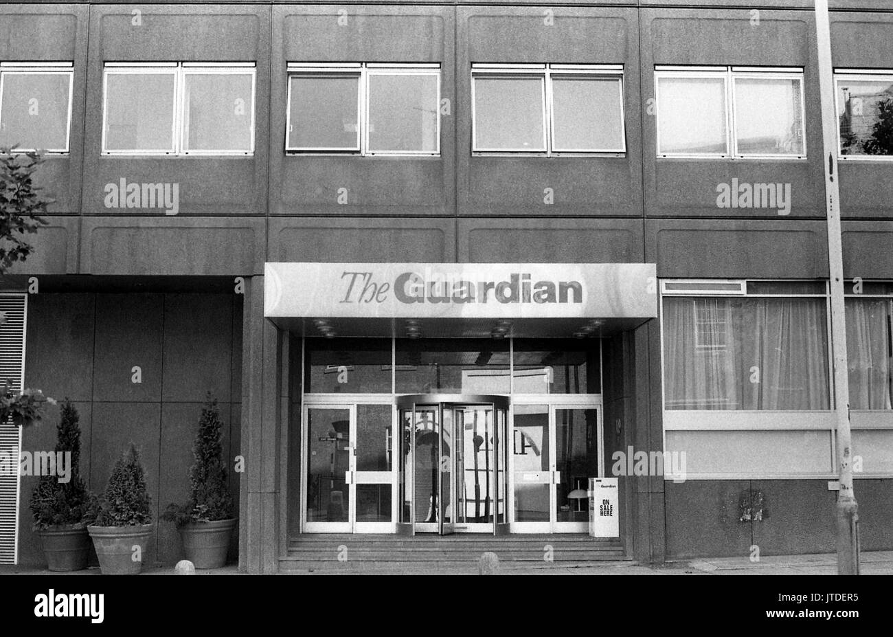 Guardian newspaper offices High Resolution Stock Photography and Images ...