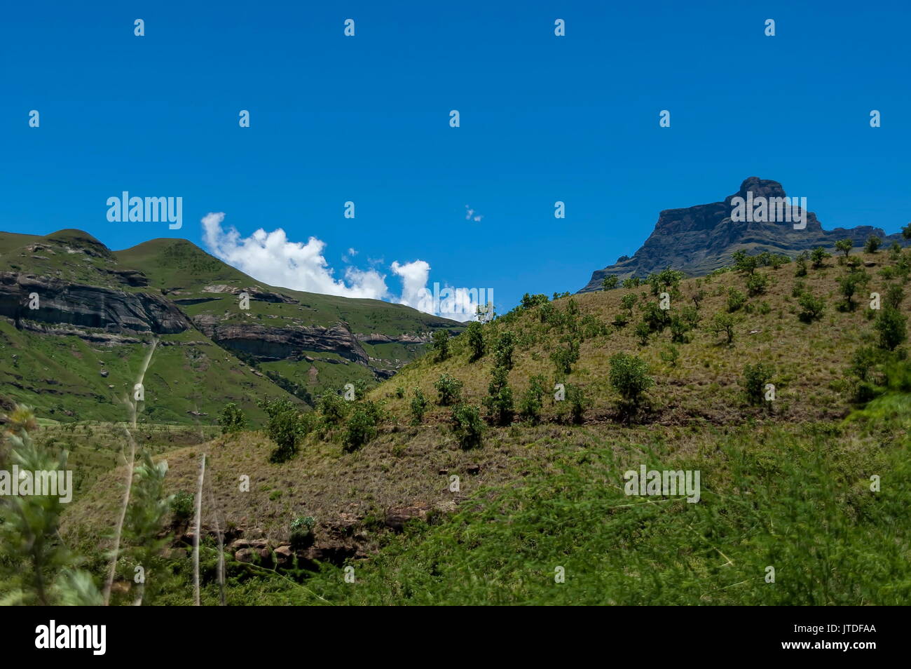 Path, walk to Thukela waterfall in Royal Natal Park Drakensberg ...