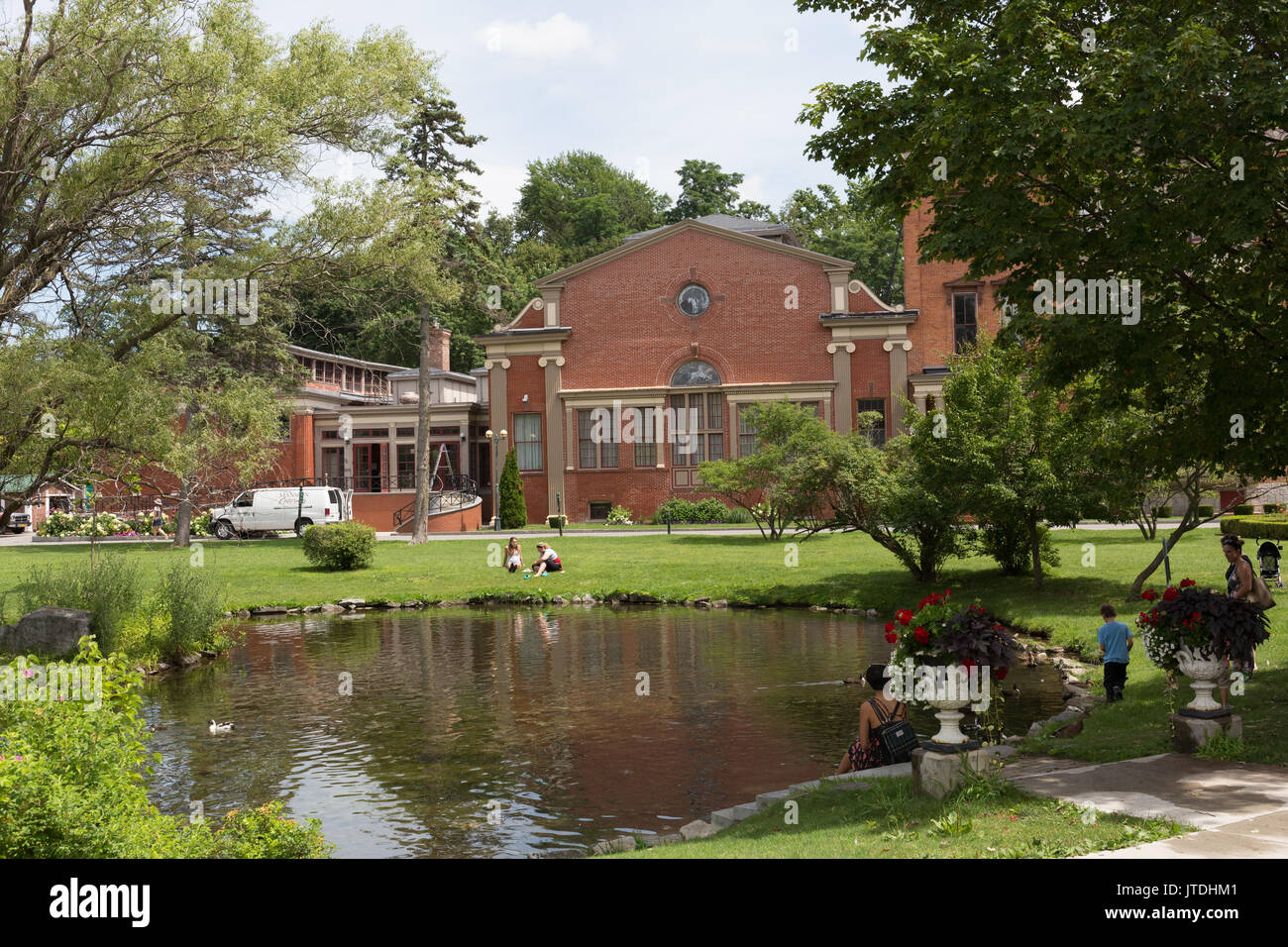 Congress park and saratoga springs hi-res stock photography and images ...