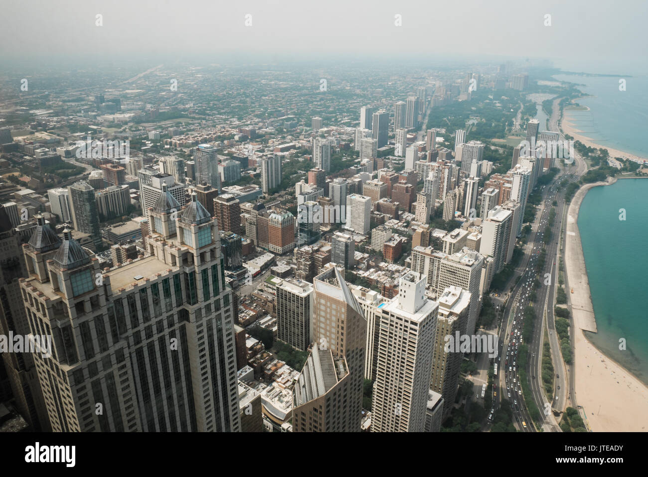 360 chicago tower hi-res stock photography and images - Alamy