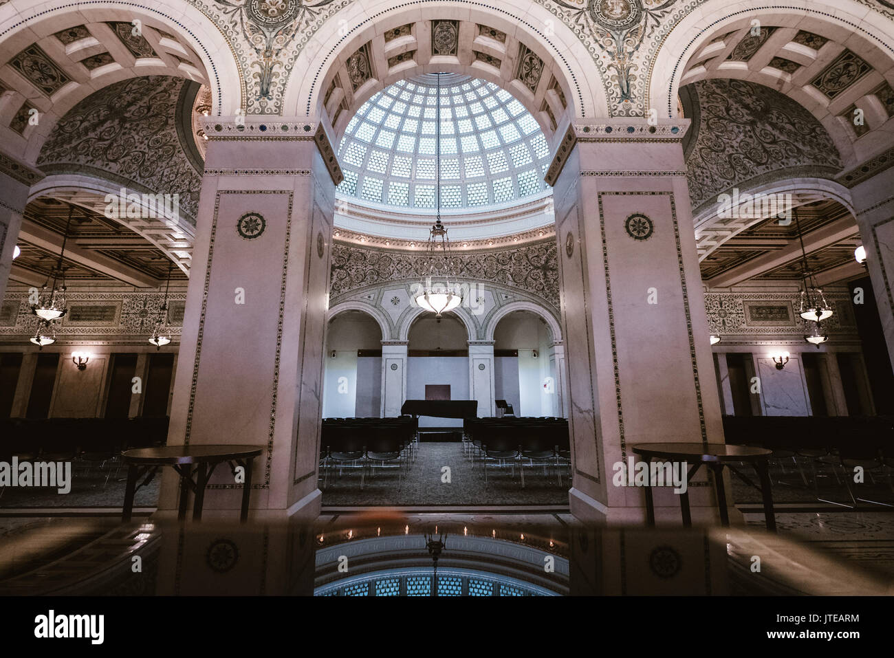chicago cultural center interior architecture Stock Photo - Alamy
