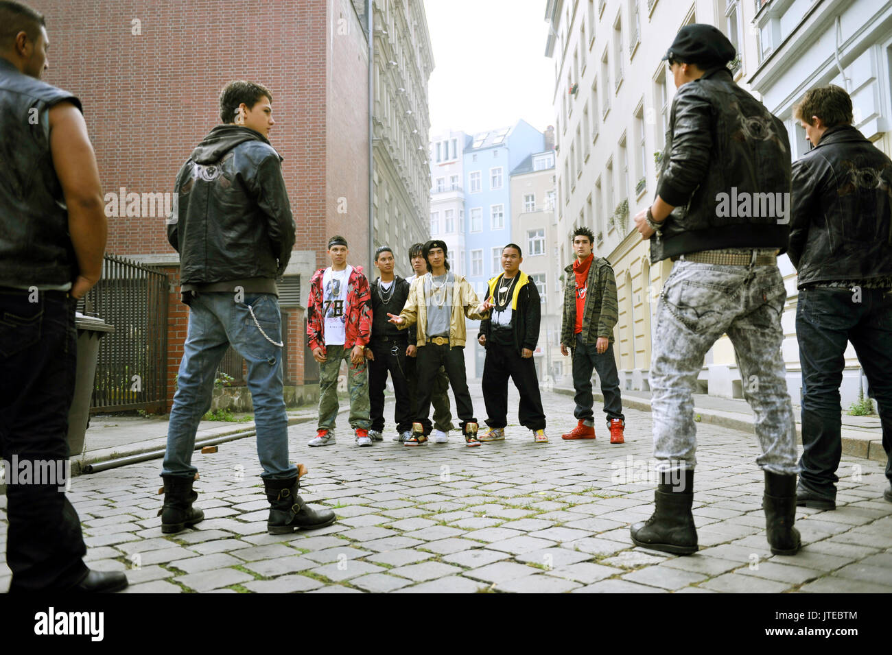 Gang Gangs High Resolution Stock Photography and Images - Alamy