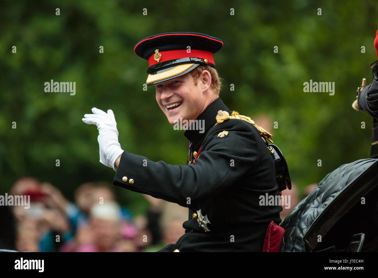 Blues and royals ceremonial uniform hi-res stock photography and images ...