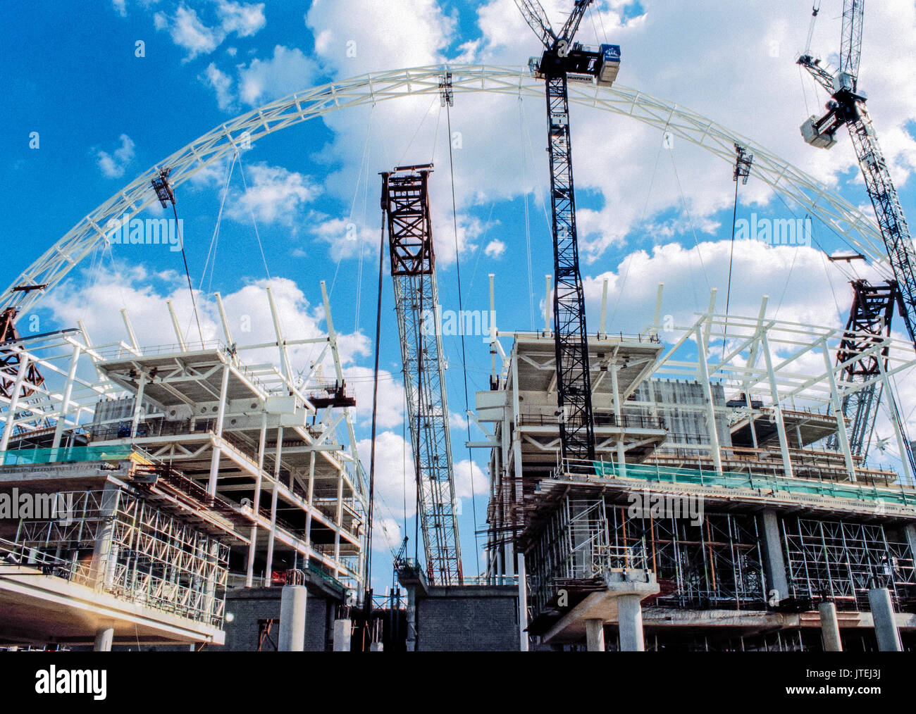 Construction of the new Wembley Stadium Stock Photo - Alamy