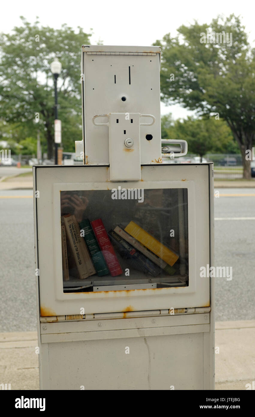 Old window repurpose hi-res stock photography and images - Alamy