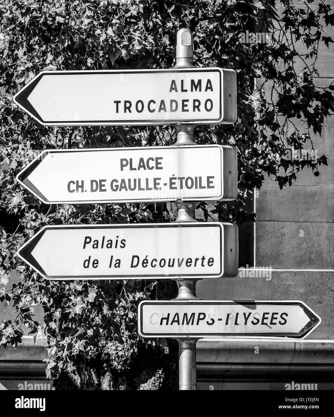Directions signs in the city of Paris Stock Photo - Alamy