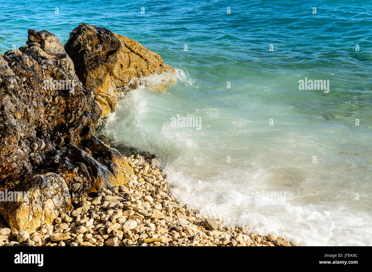 Wave breakdown hi-res stock photography and images - Alamy