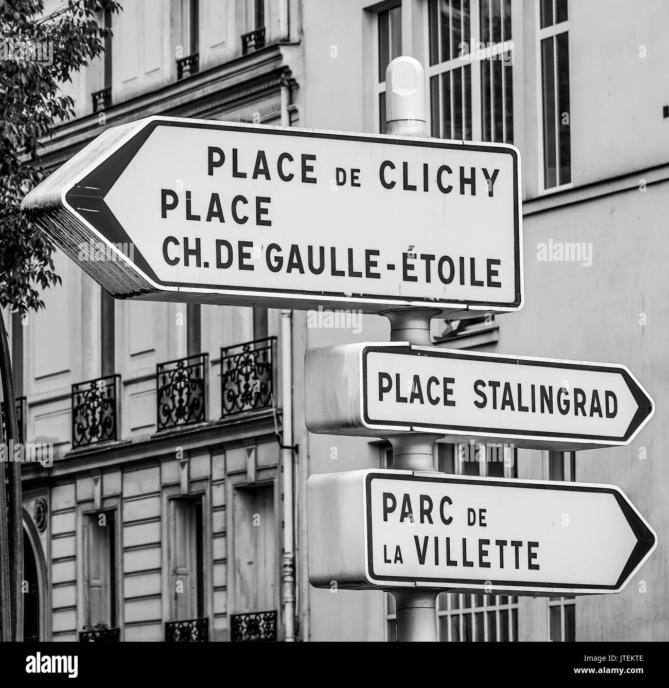 Direction signs in the city of Paris Stock Photo - Alamy