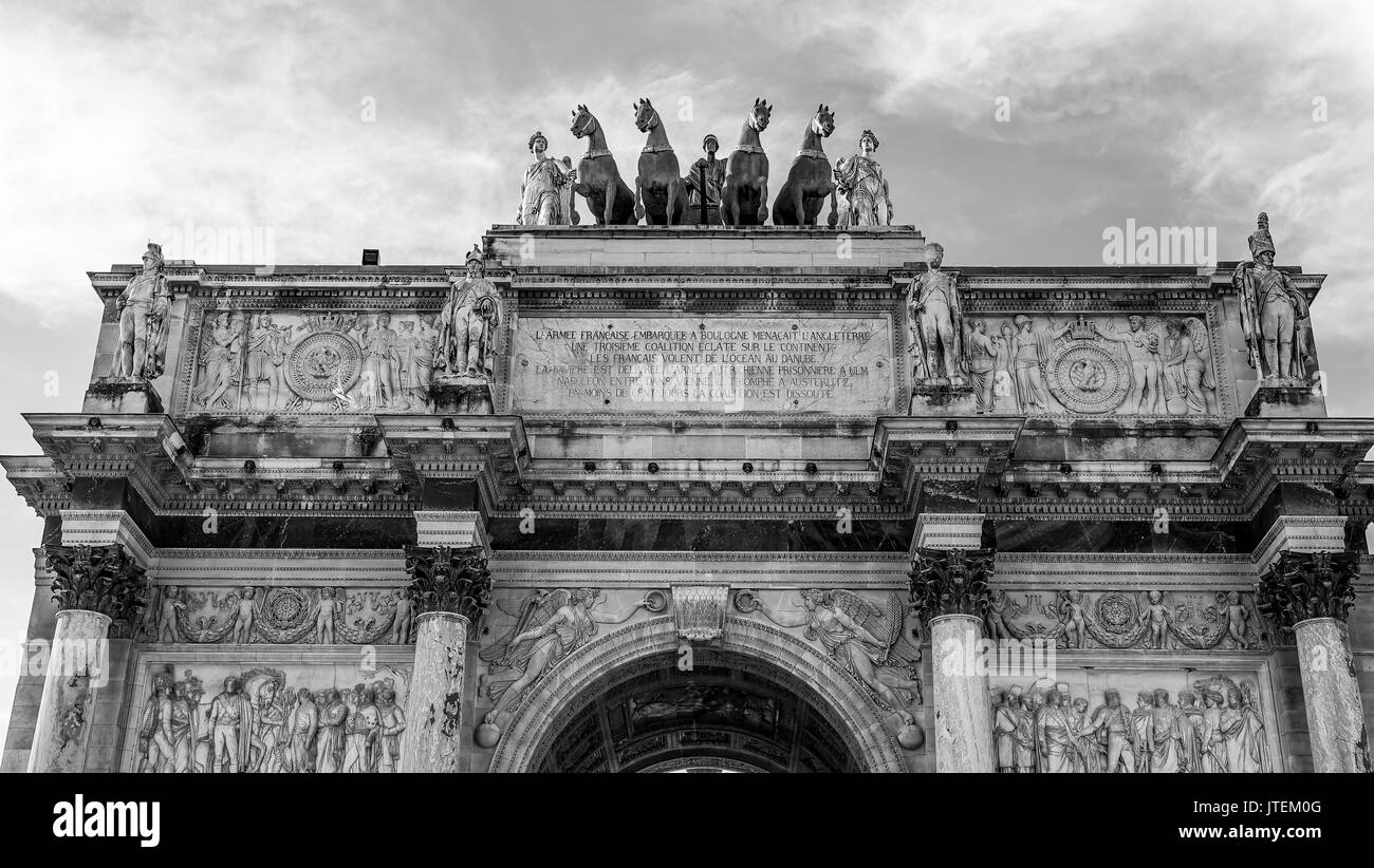Louvre museum paris arch Black and White Stock Photos & Images - Alamy
